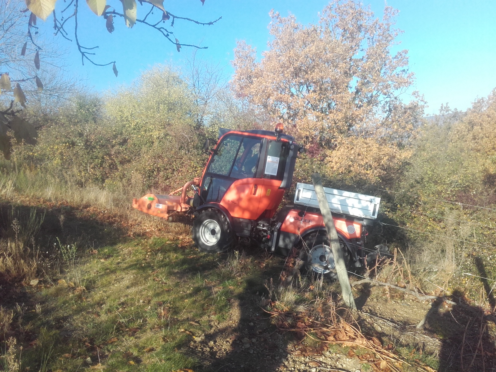 Porte outils viticole HOLDER C70 SC - SARL ARMELLIÉ